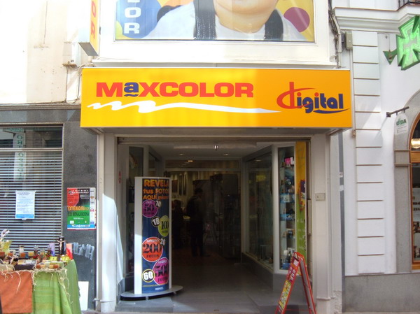 MAXCOLOR - Empresas de Almendralejo